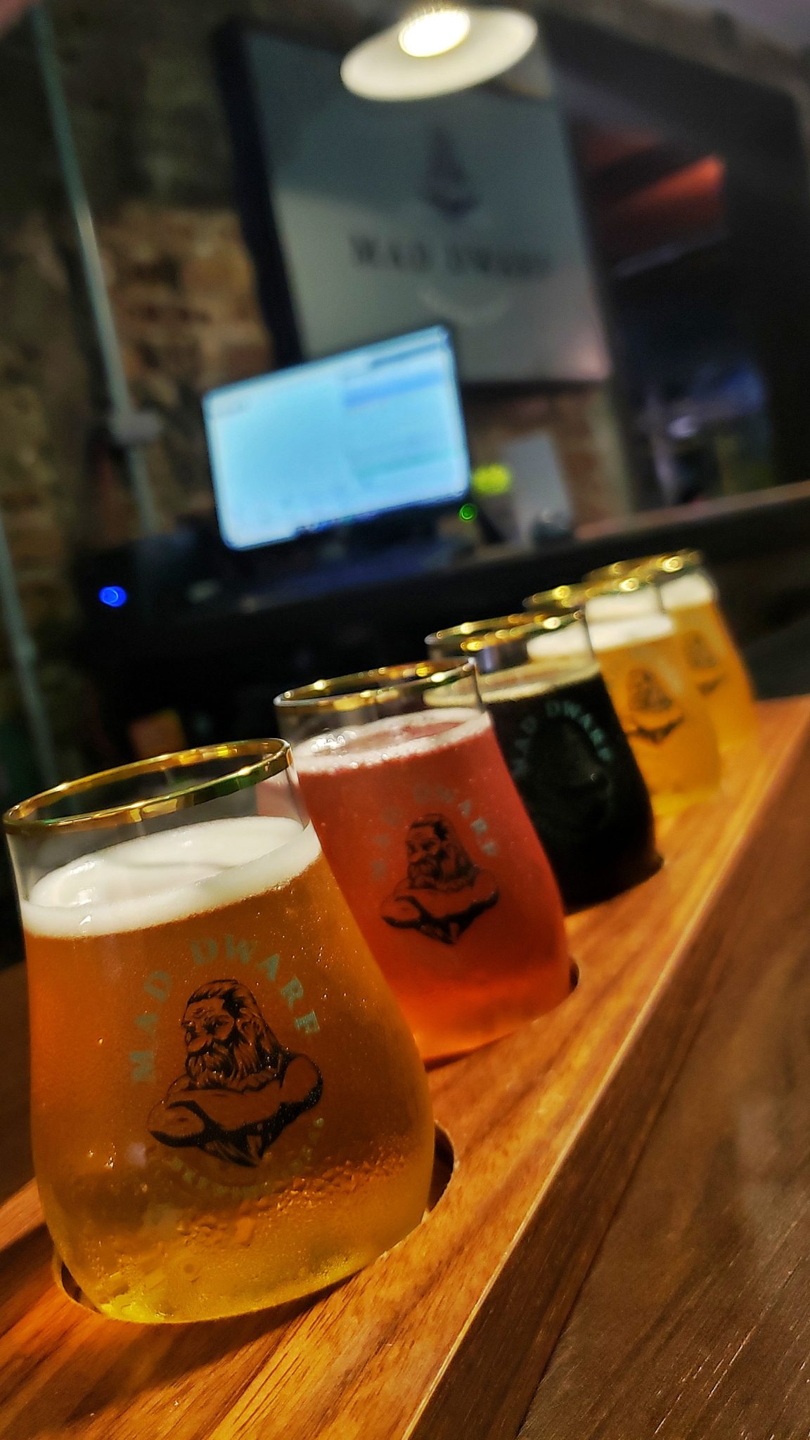 Mad Dwarf Curitiba: cervejas artesanais para todos - BarDoCelso.com